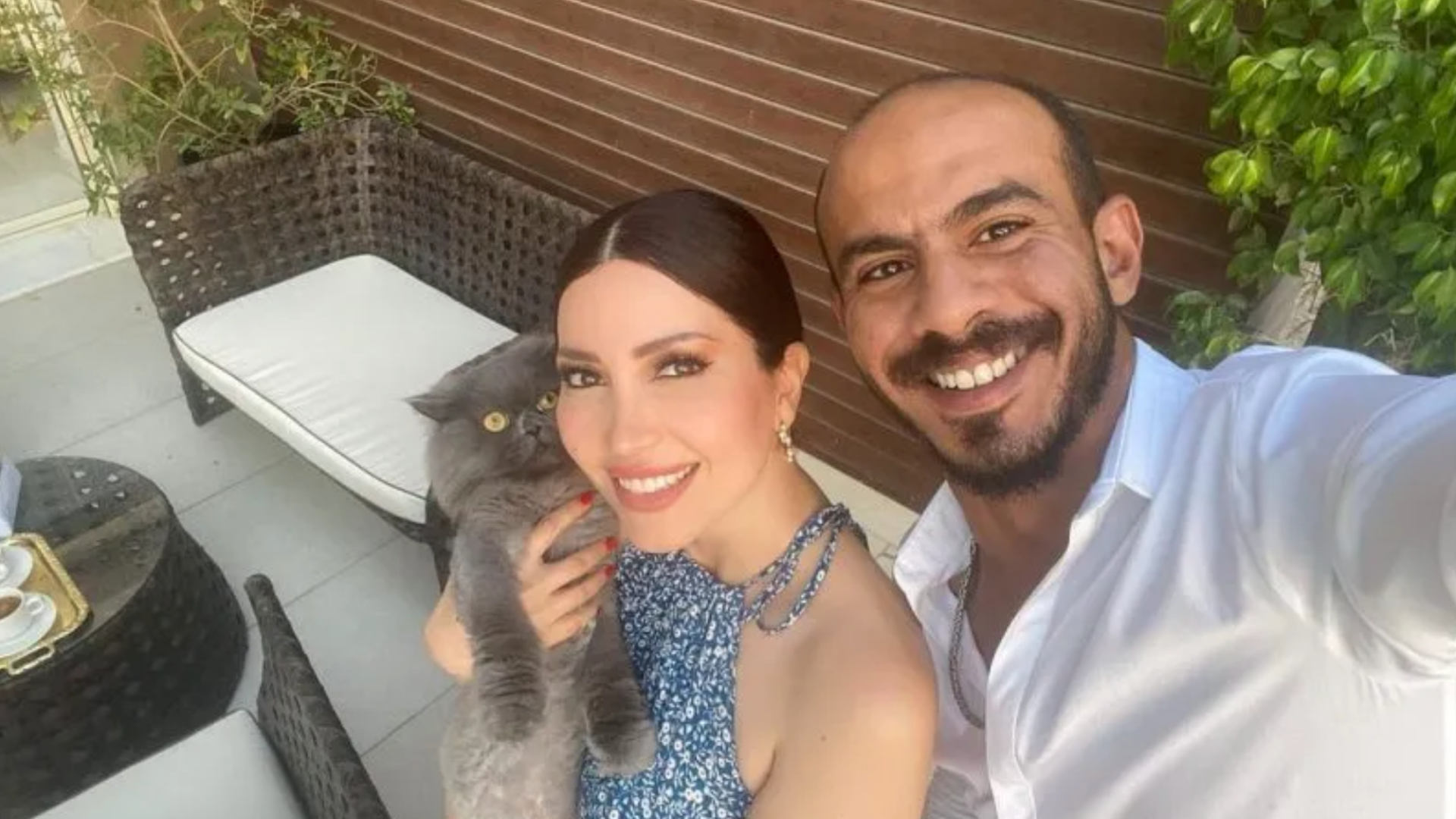 Nesreen Tafesh's husband hugs 2 women in bikinis | Al Bawaba